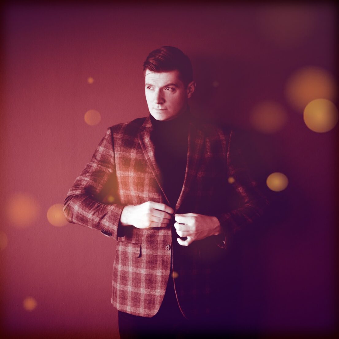 WORLD TRACK PREMIERE: Donovan Keith "Mine" - Top Shelf Music