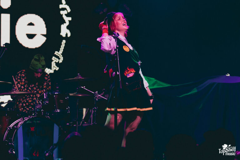 Lights & tiLLie take over St. Louis - Top Shelf Music