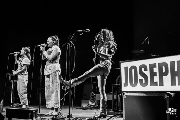The Shins celebrates 21 years since first album in St. Louis - Top ...