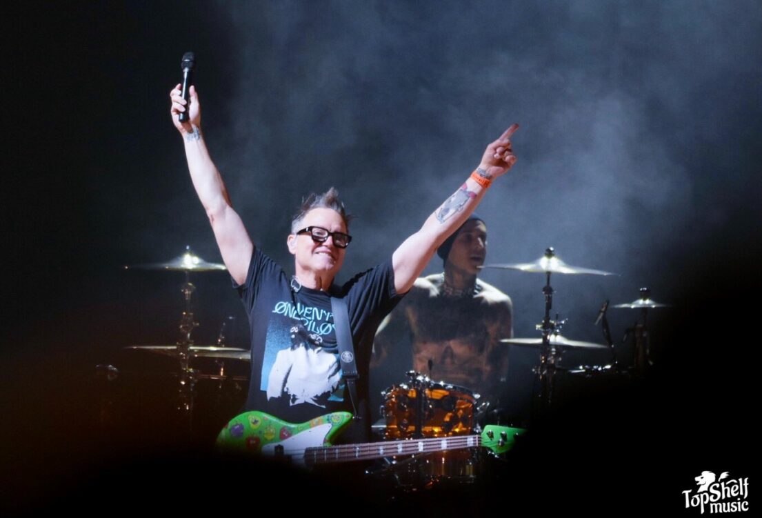 blink-182 takes on the world one concert at a time - Top Shelf Music