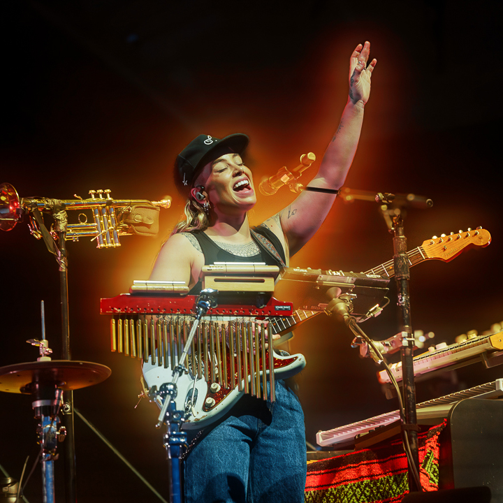 Tash Sultana captivates San Diego's Rady Shell - Top Shelf Music
